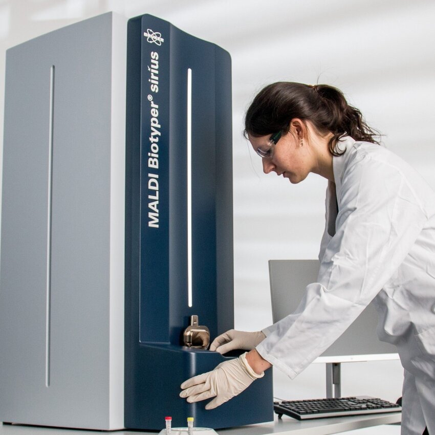 Minder monstermateriaal nodig door MALDI-TOF MS methode